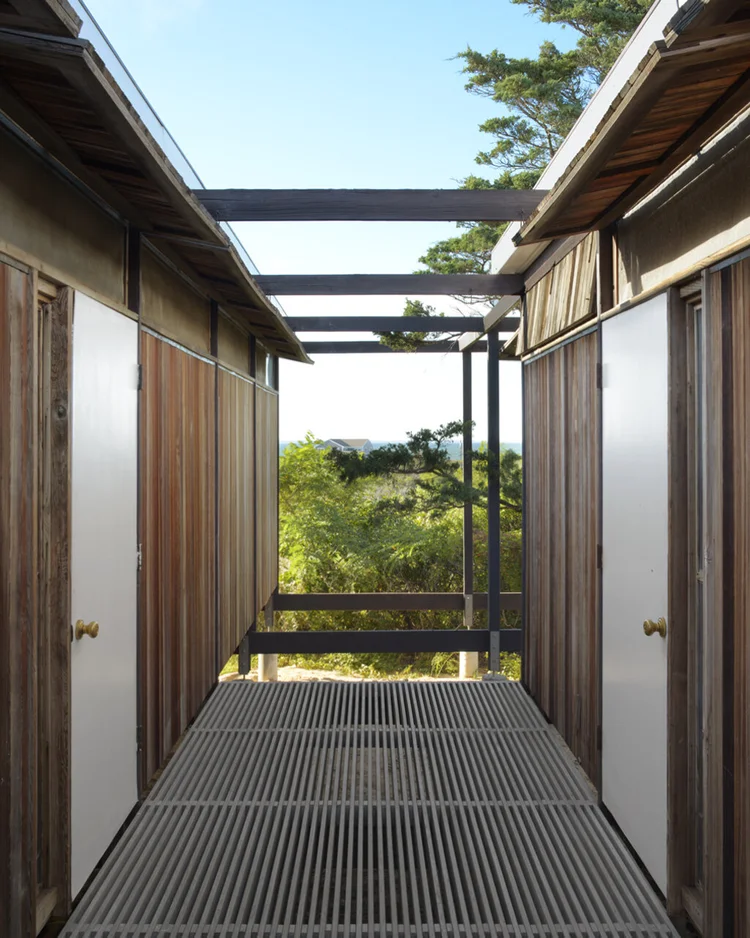 Hatch House — Cape Cod Modern House Trust