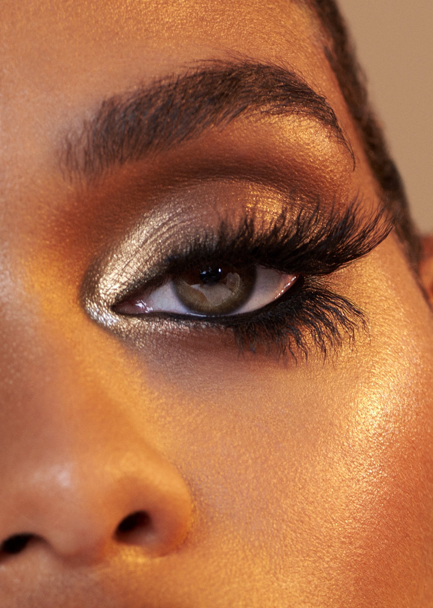 Los Angeles Beauty and product photographer