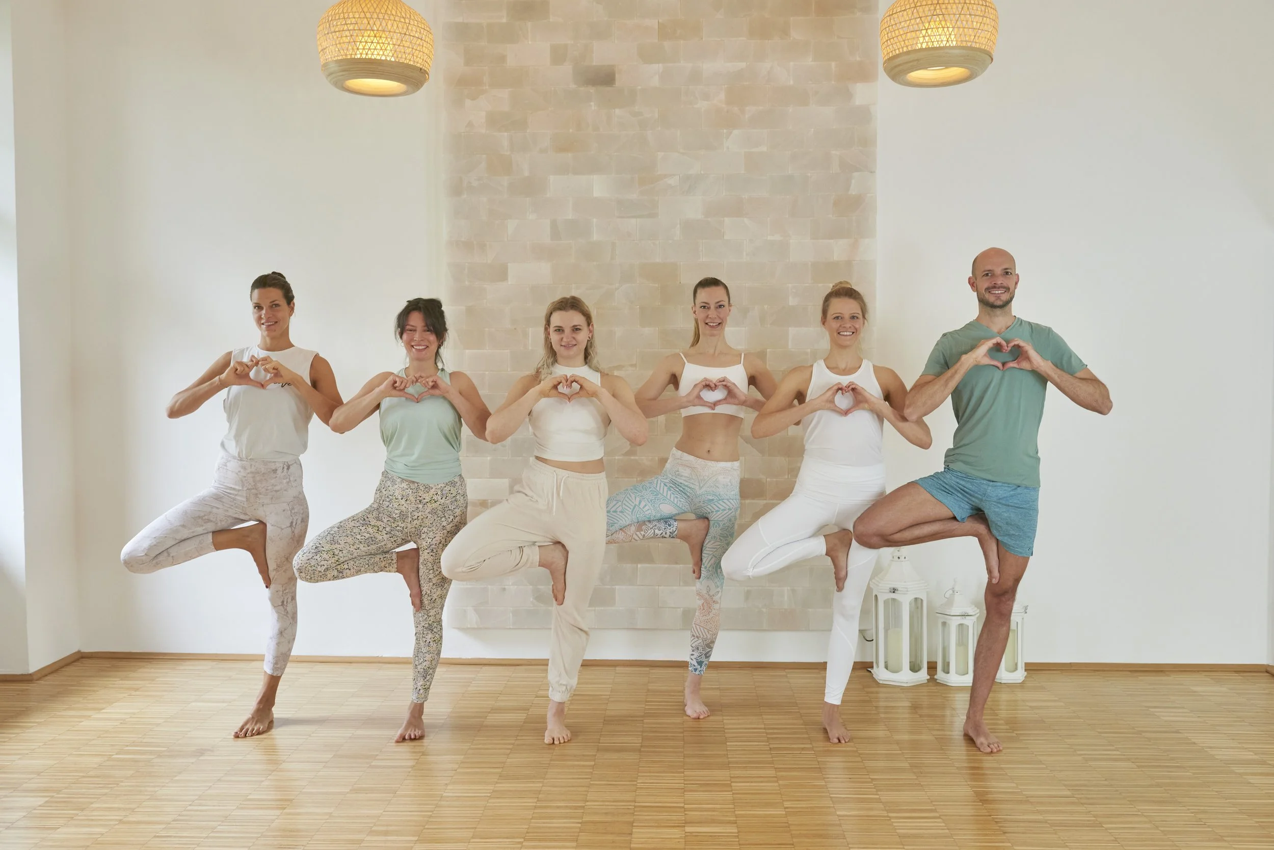 Salt Yoga Vienna. Yoga für Anfänger und Geübte in 1090 Wien