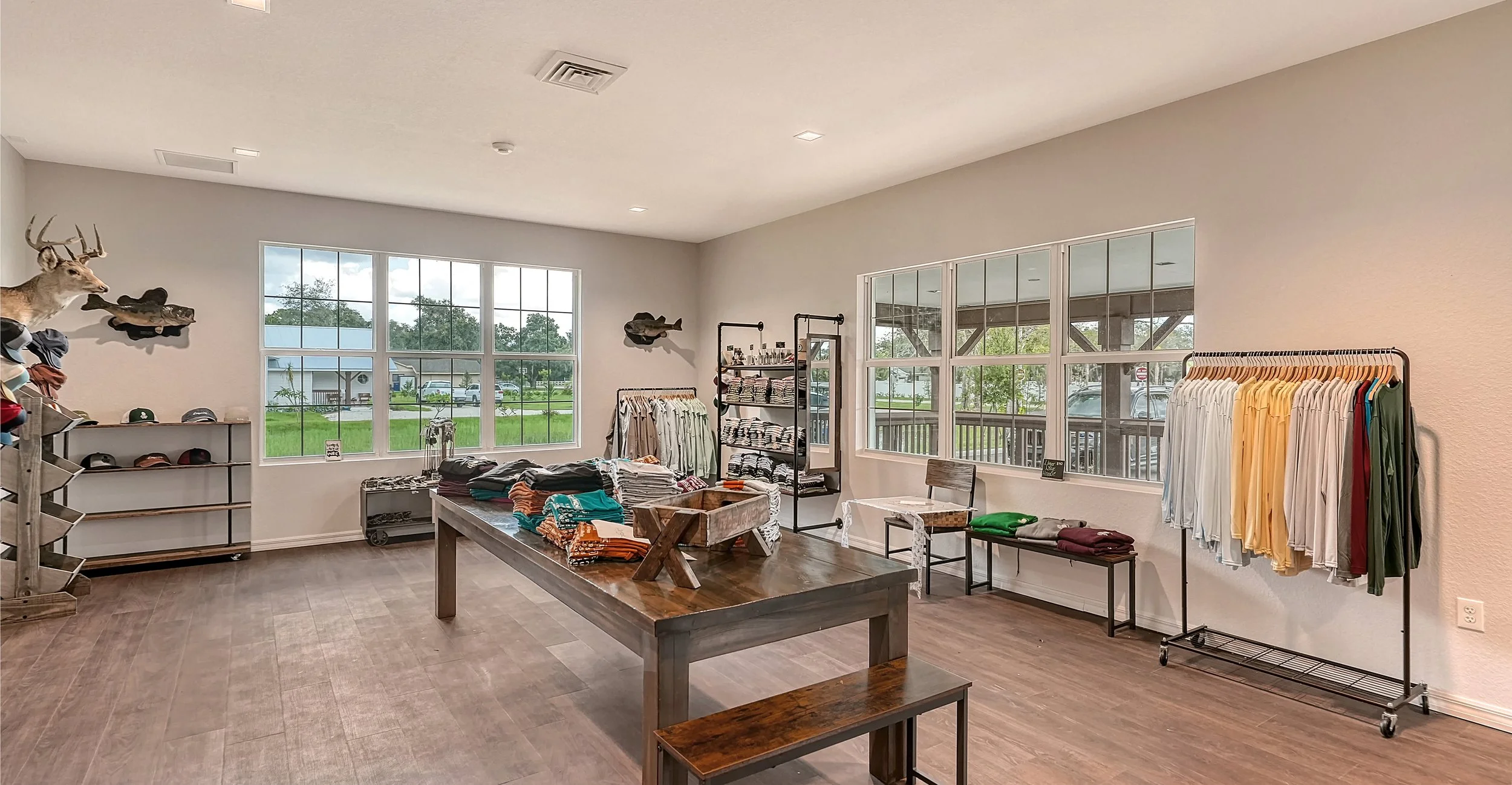 Amenities — Linger Lodge