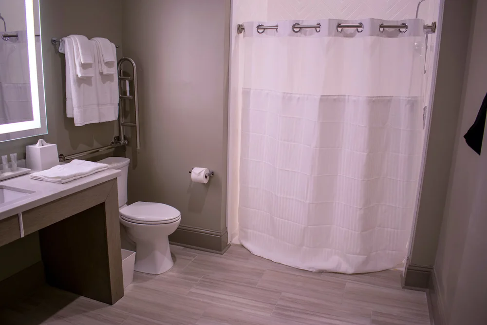 Grand Centennial Hotel | Discover Luxury Escapes — Centennial Plaza