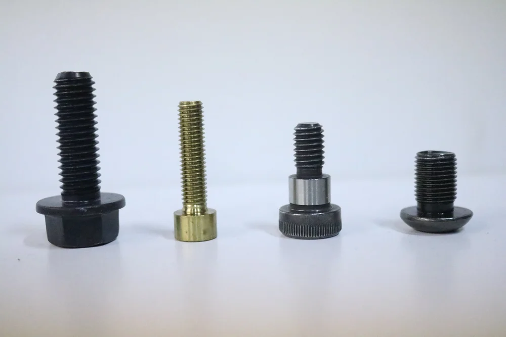 Page - Long Fasteners
