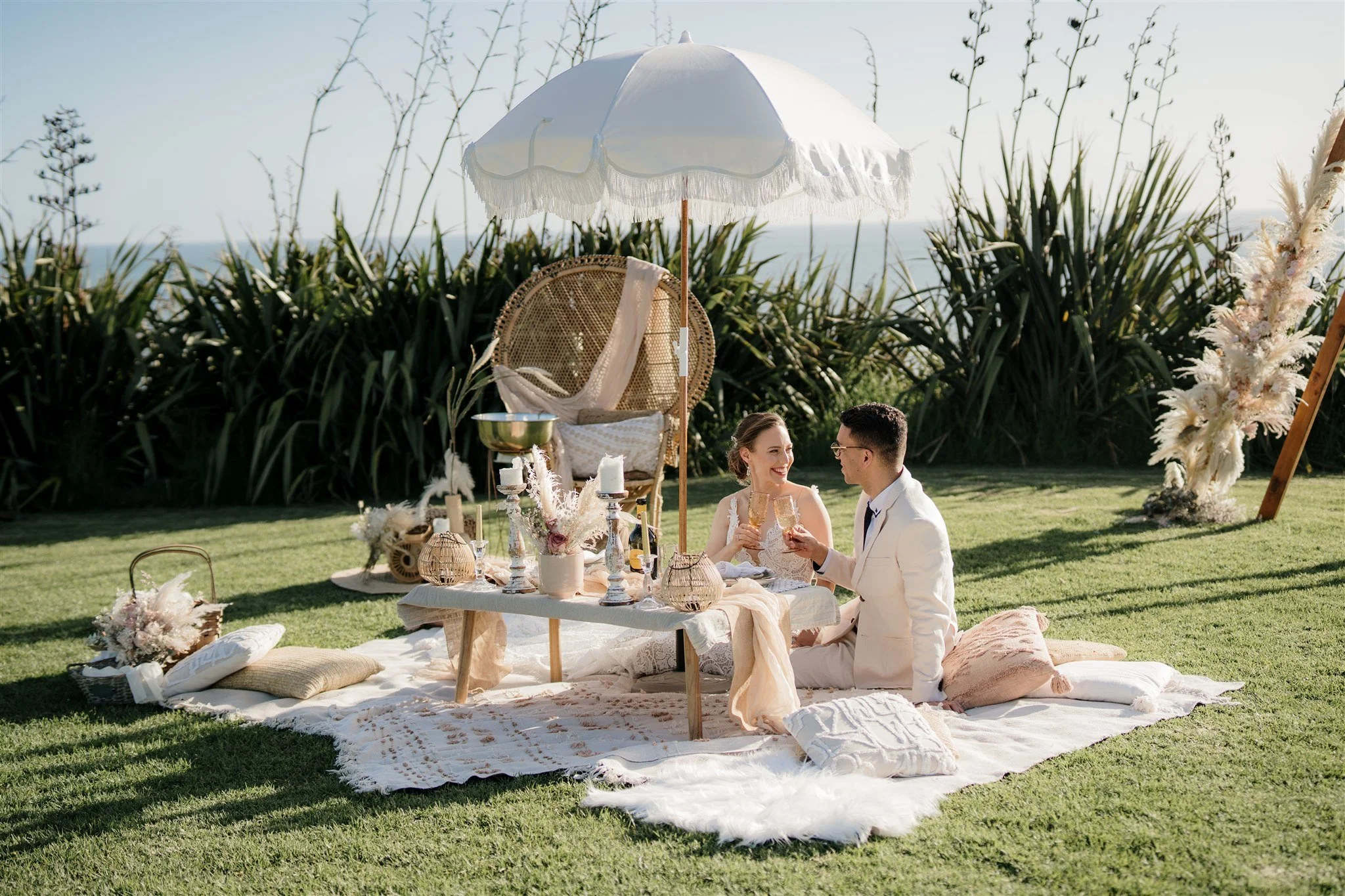 Florina & Manoel | A Romantic Wedding Picnic At Castaways | Auckland ...