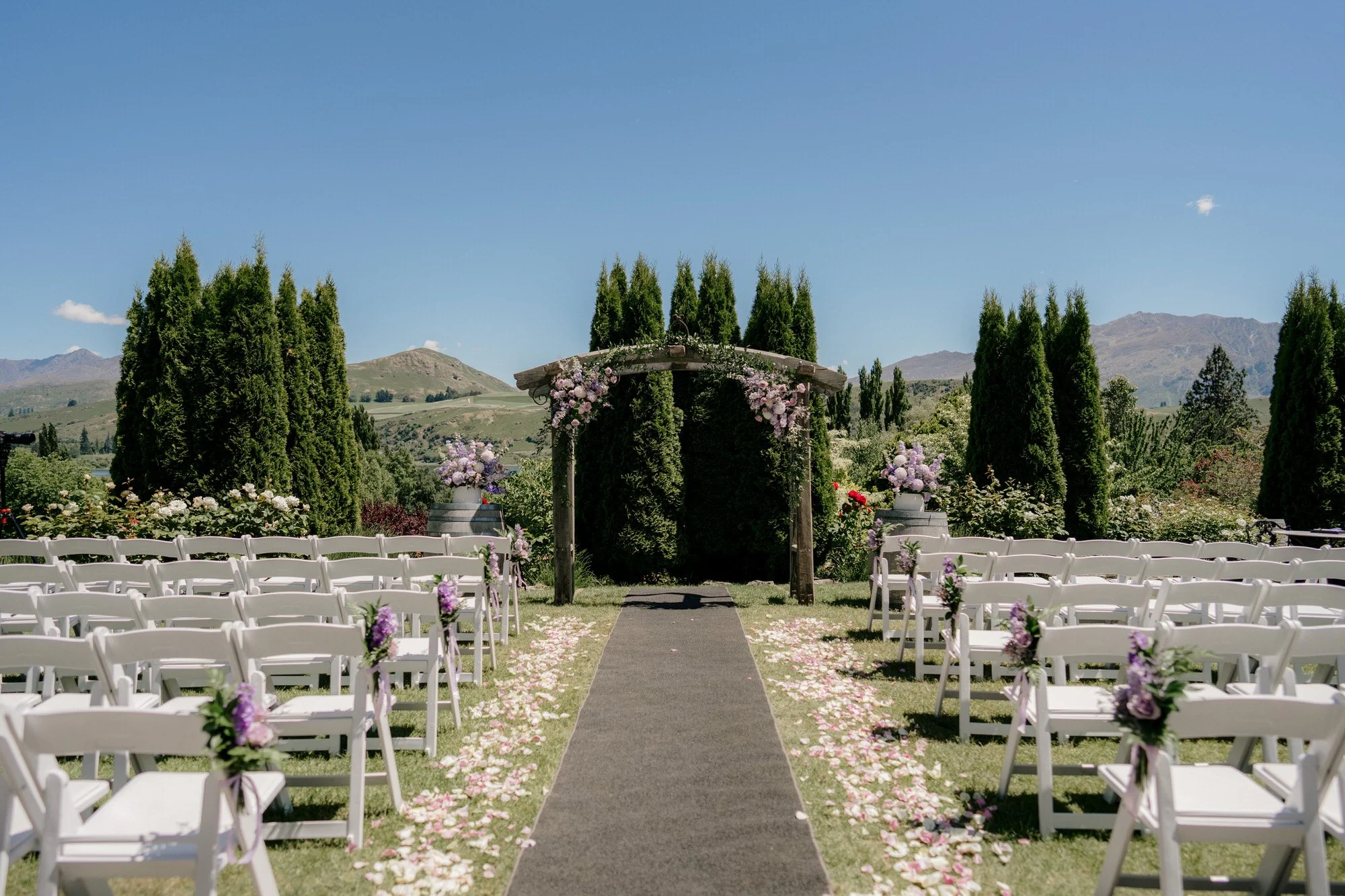 Stoneridge Estate Queenstown | A Luxurious and Rustic Vineyard Lake ...