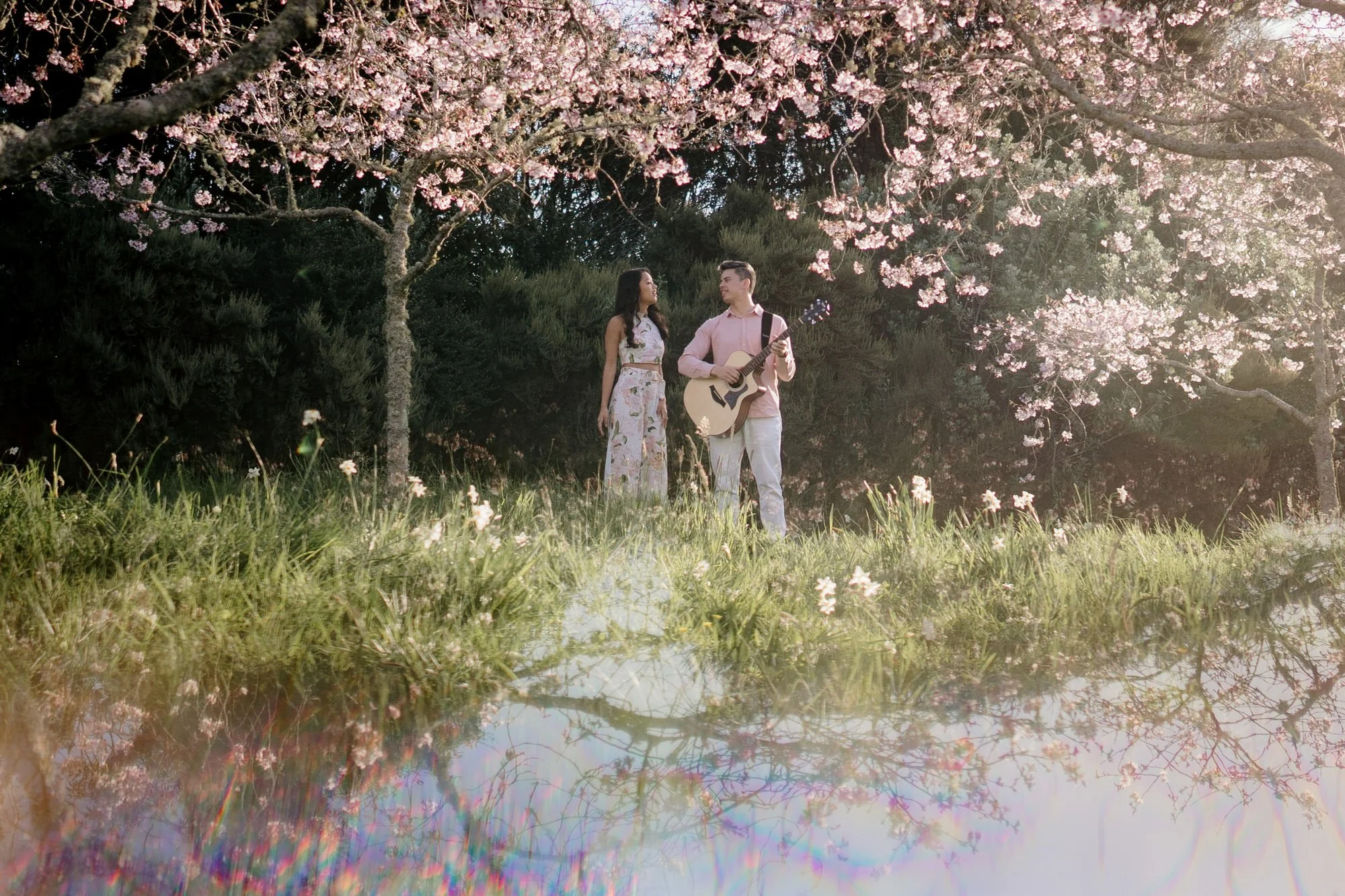 Nate & Thea | Cherry Blossom at Botanic Gardens | Auckland Wedding ...