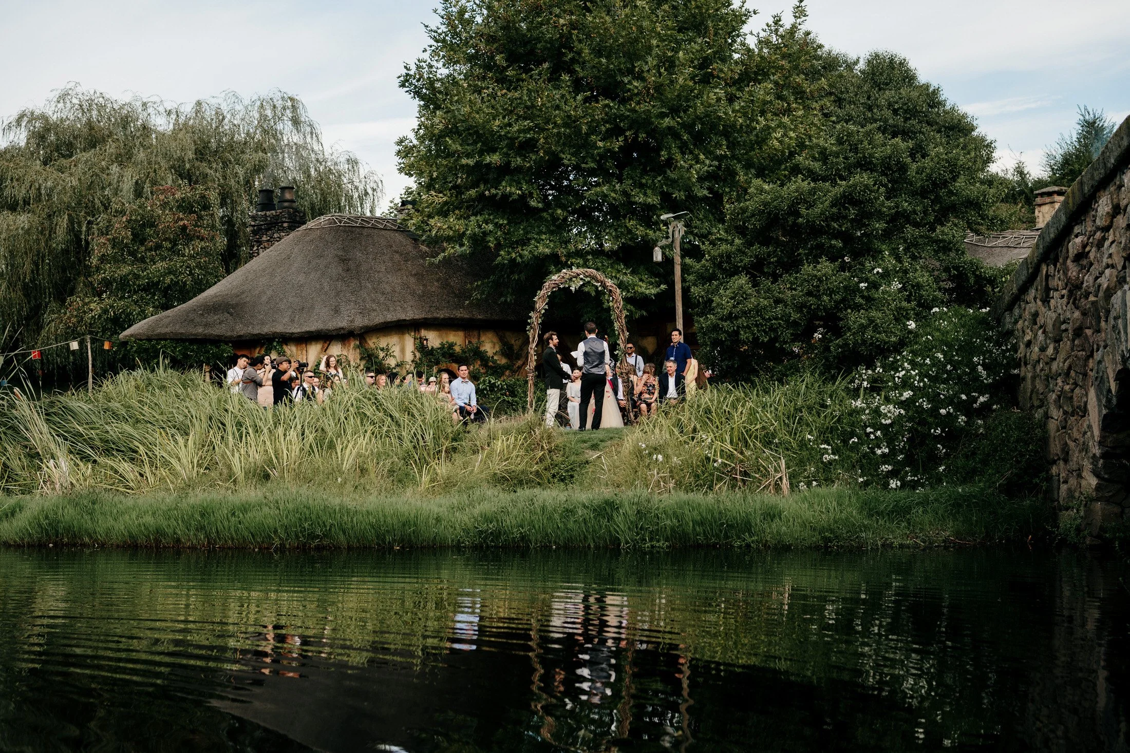 The Ultimate Guide to Getting Married at Hobbiton Movie Set — Dear ...