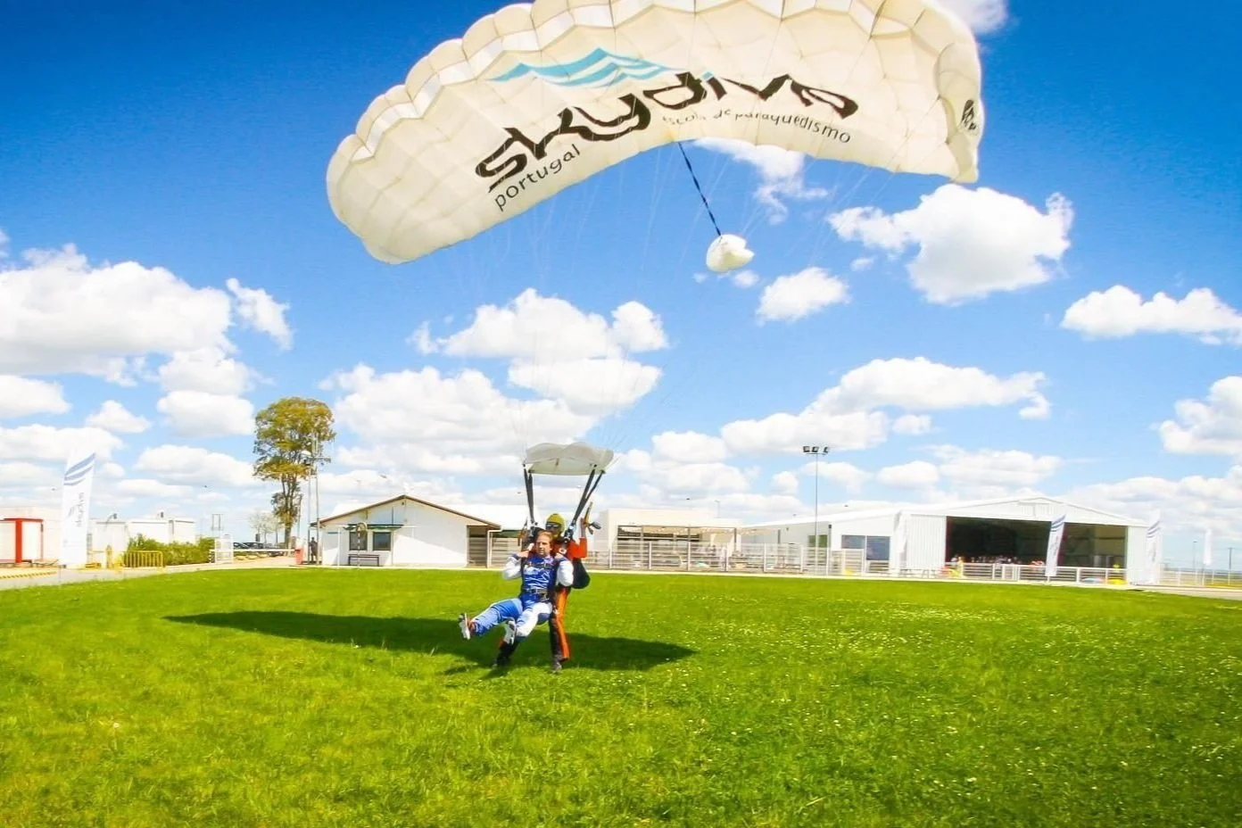 Skydive Portugal — Evolution Skydiving