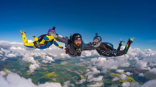 Learn to Skydive — Evolution Skydiving