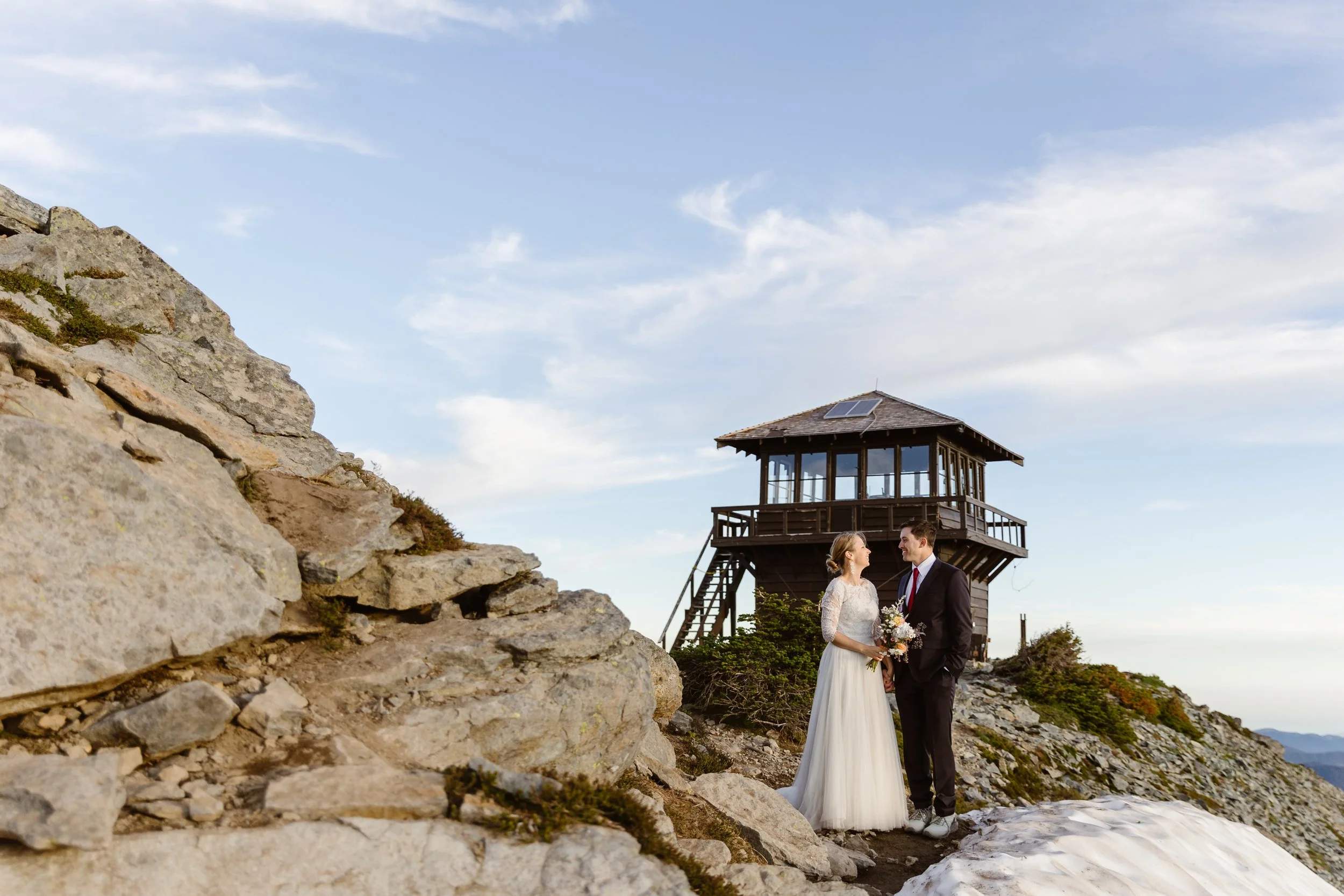 How To Elope at a Fire Lookout in Washington - Adventure Elopement ...