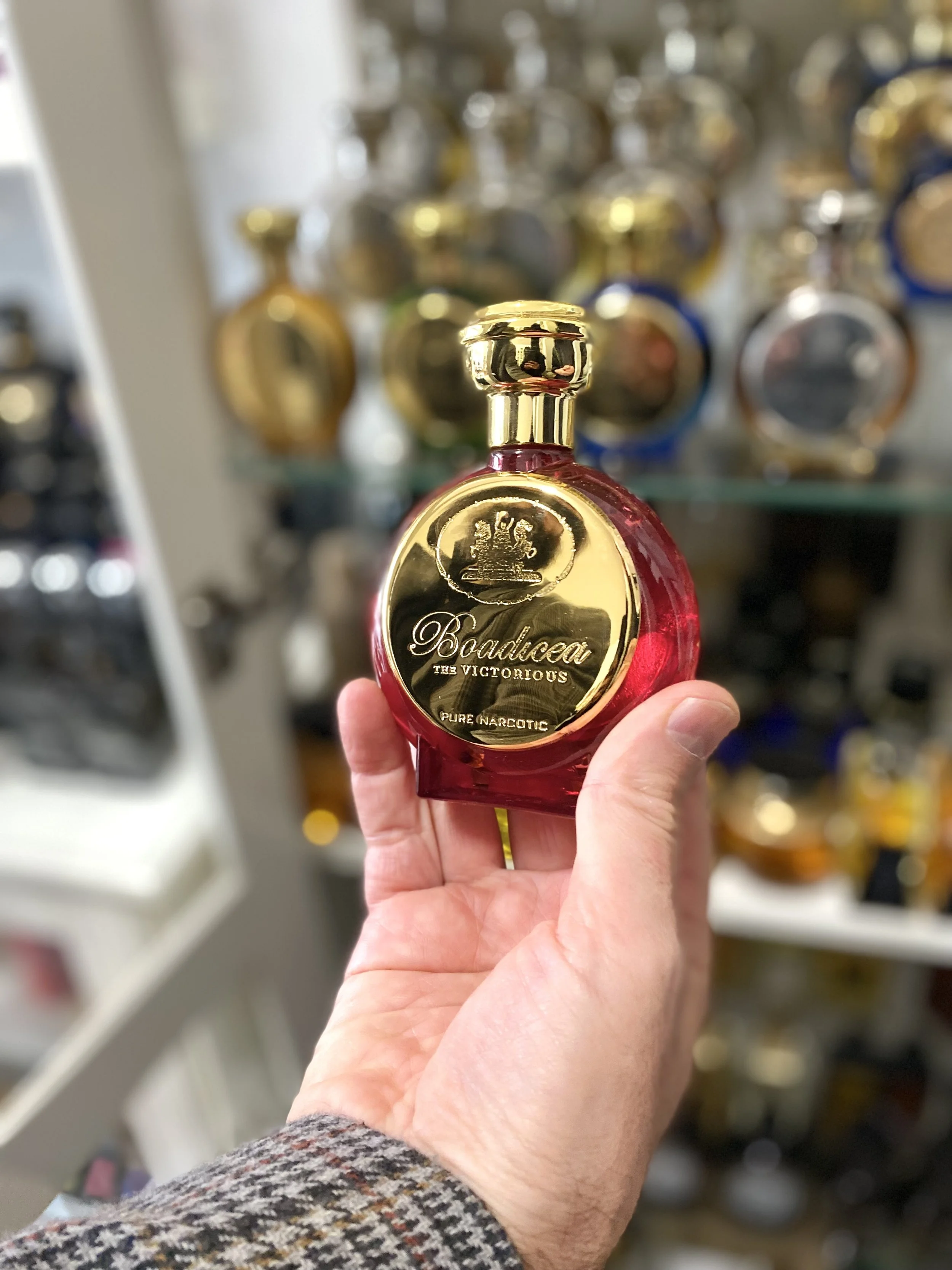 mr.perfumista | Luxury Perfumes | Fragrances | Samples | Decants | Bottles