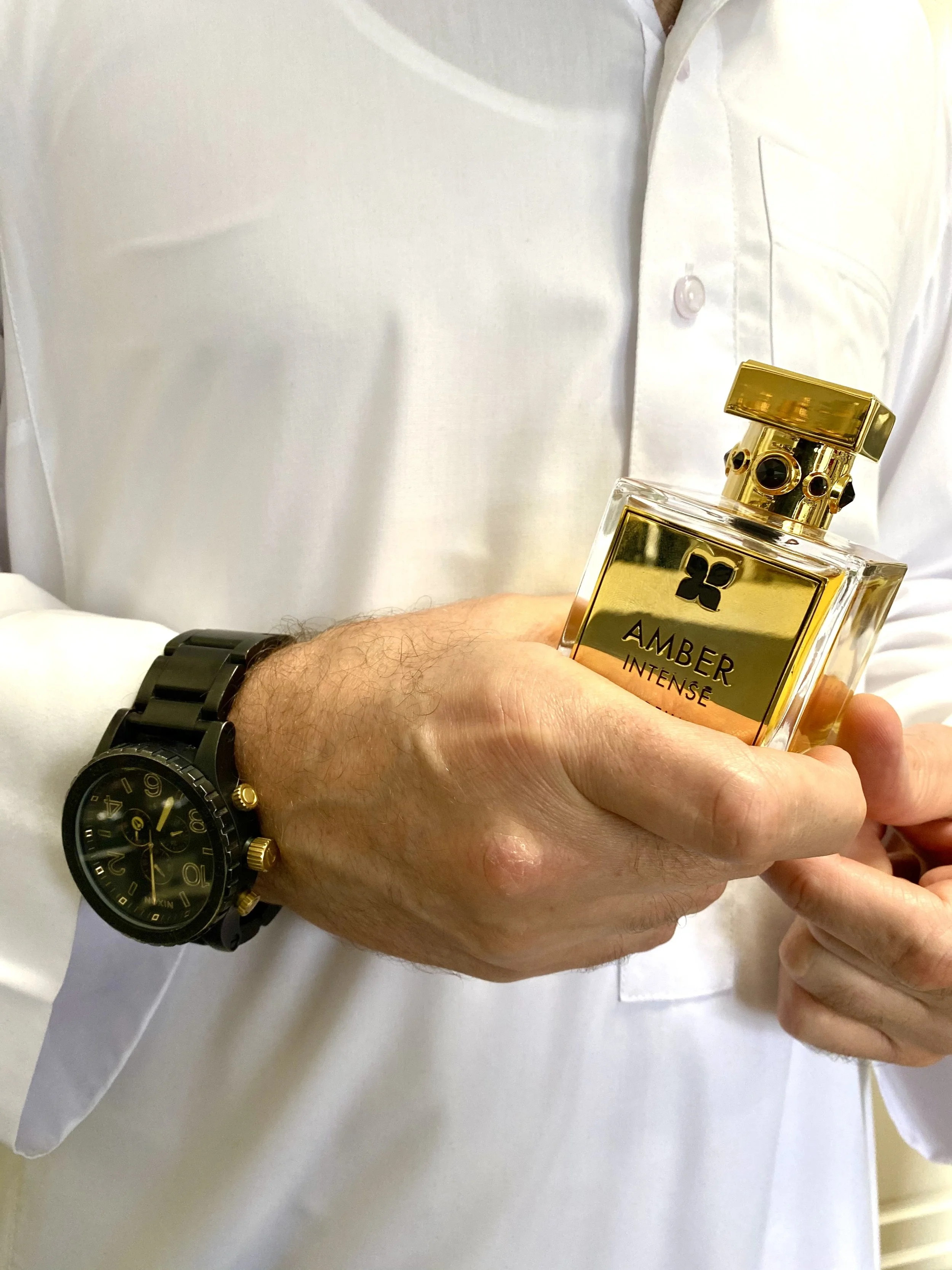 mr.perfumista | Luxury Perfumes | Fragrances | Samples | Decants | Bottles