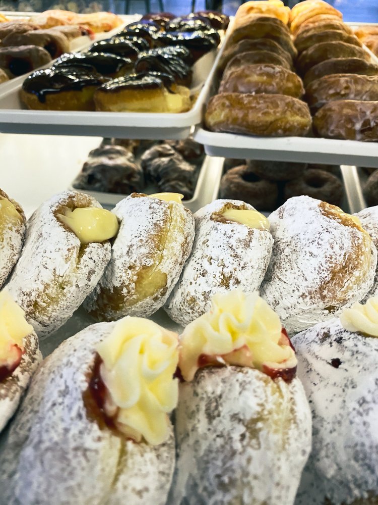 Order Online | Order Delicious Cannoli Today — The Crisp Cannoli