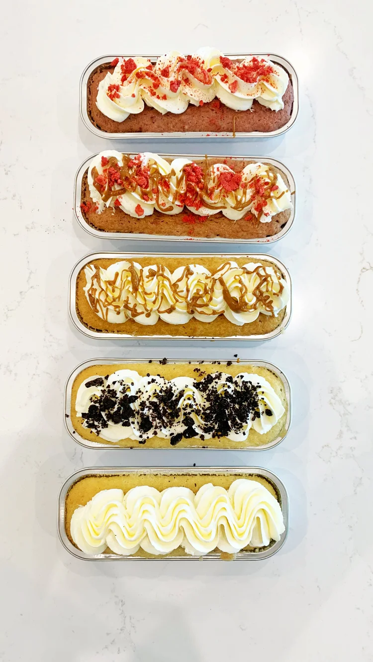 How Much Batter for Mini Cake Pans? Guide to Perfect Mini Loaf Cakes ...