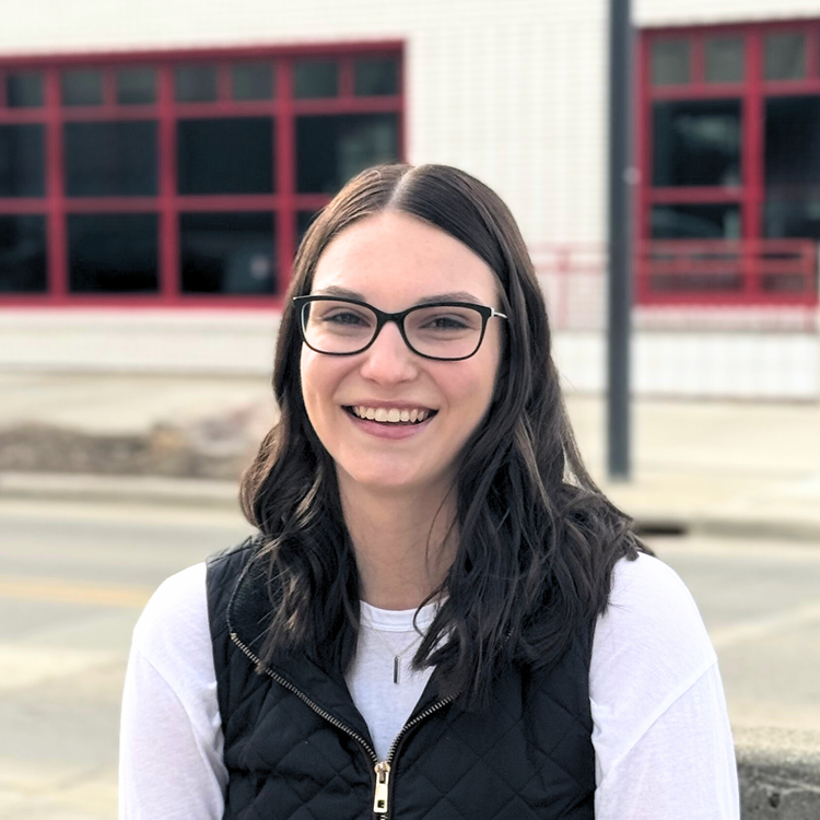 Emily Clayton, LAPC, Mental Health Counselor — Center Counseling