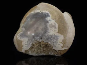 Agates— Banded and Beautiful