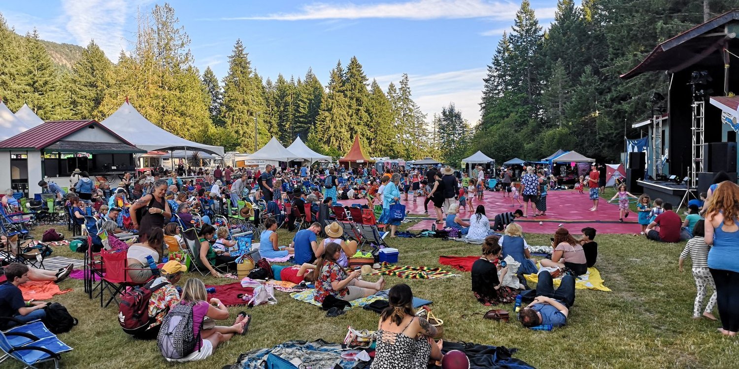 Islands Folk Festival