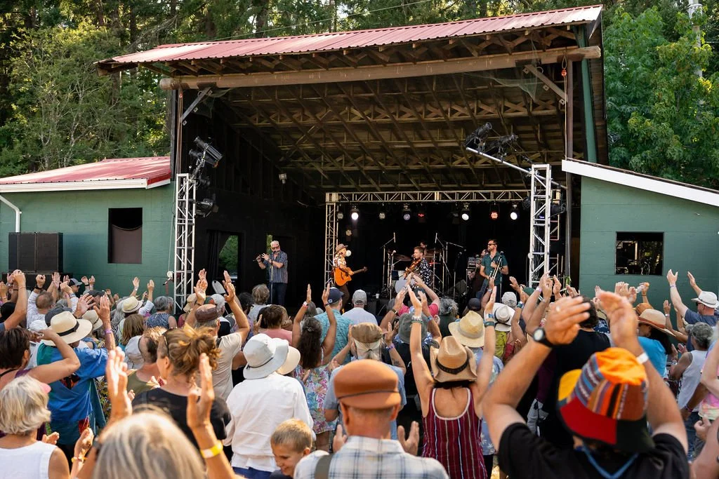 Islands Folk Festival