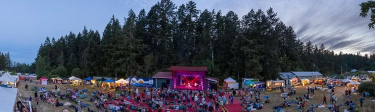 Islands Folk Festival