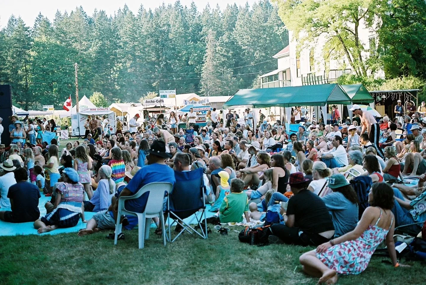 Islands Folk Festival