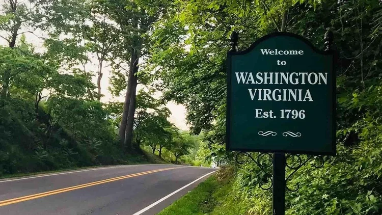 History — White Moose Inn