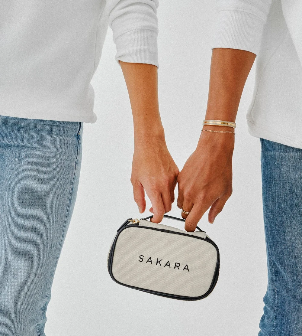 Sakara Life's 2022 Holiday Shop is live — One Atomic Blonde