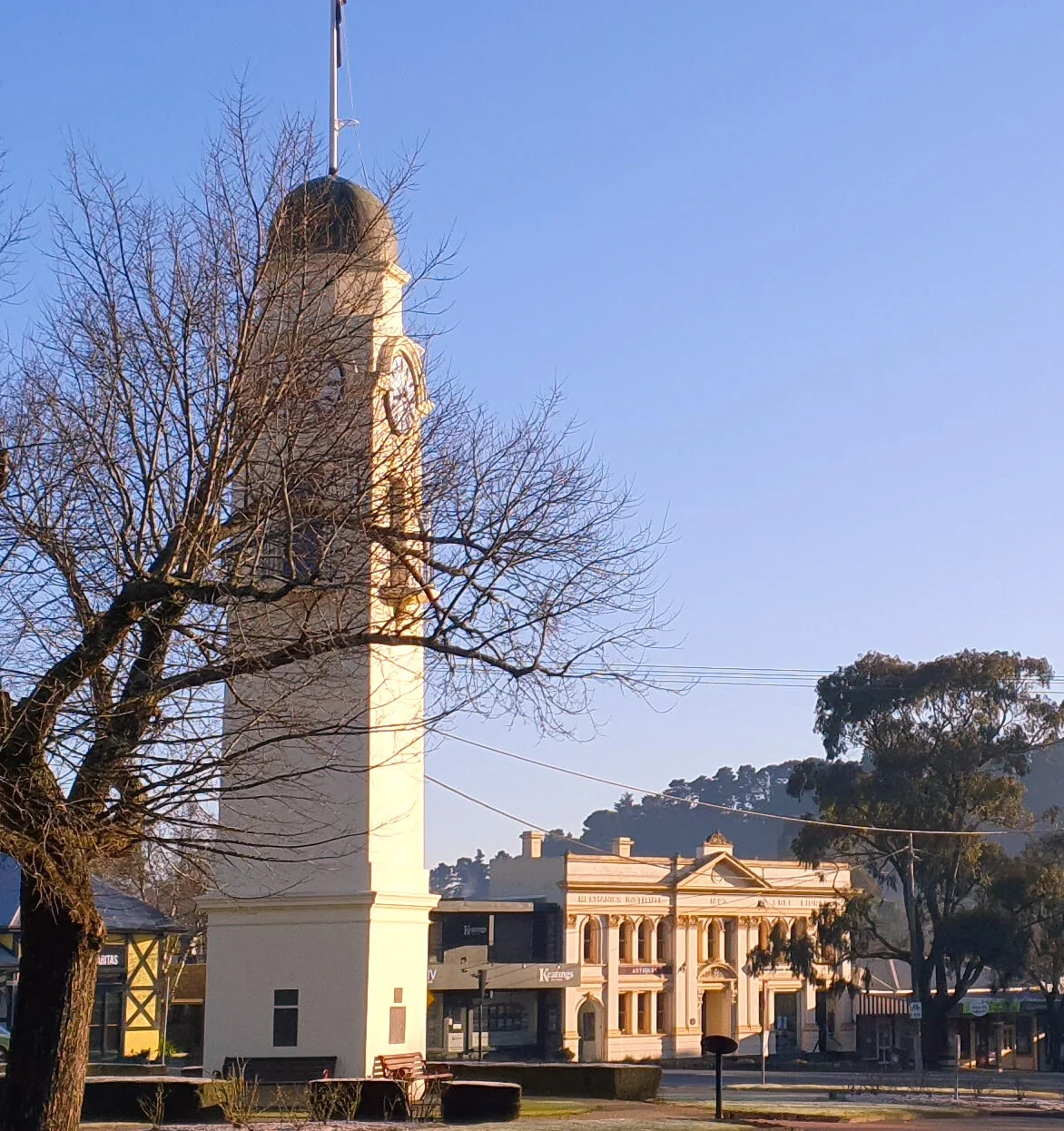 Connect With Other Families in Woodend — Discover Woodend Victoria