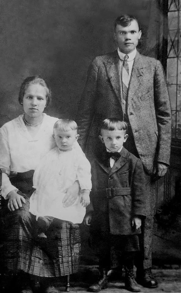 Ukrainian American Community Digital Photo Collection — Hudson History Room
