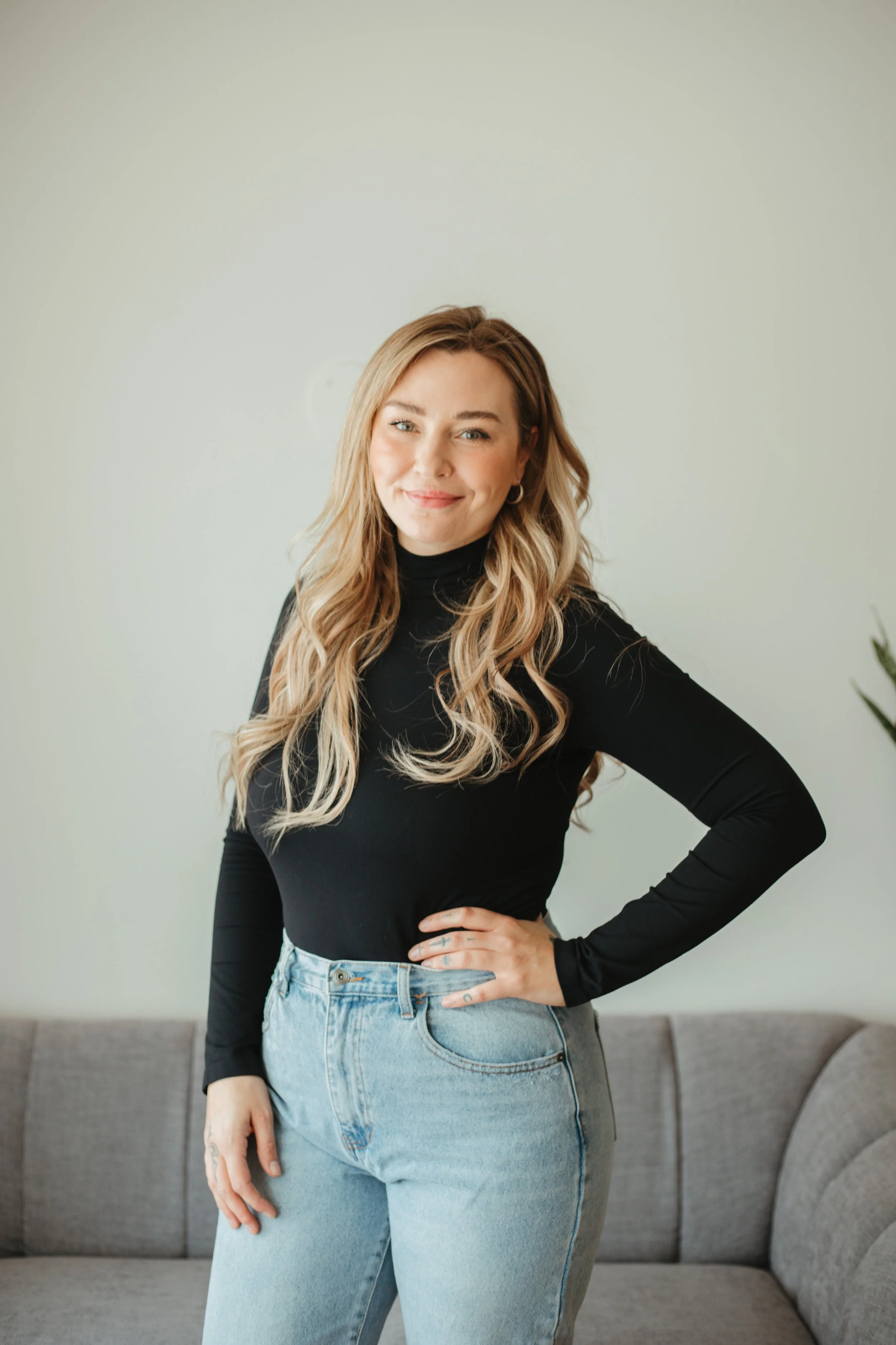 About — MICHAELA SMART BROWS