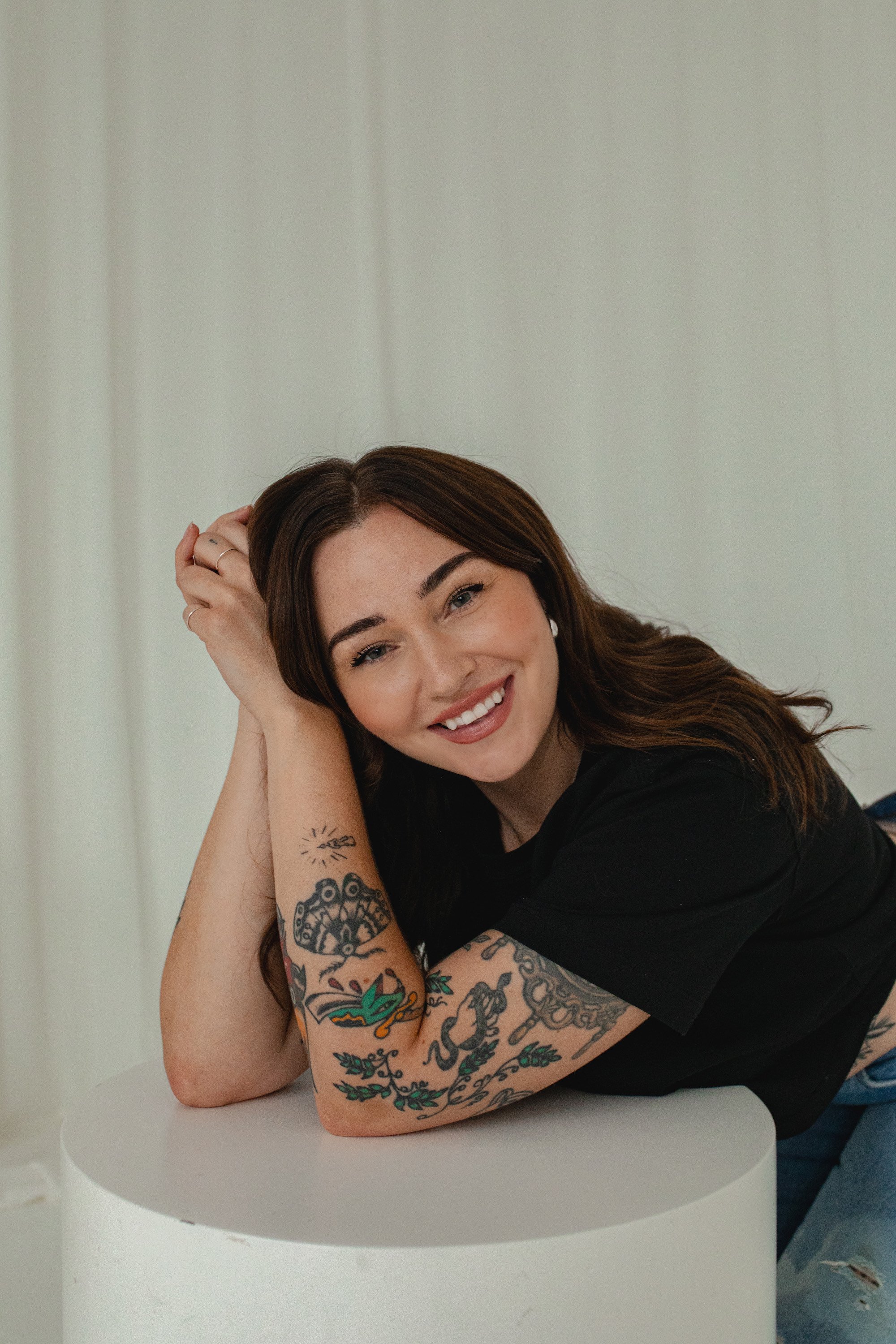 About — MICHAELA SMART BROWS