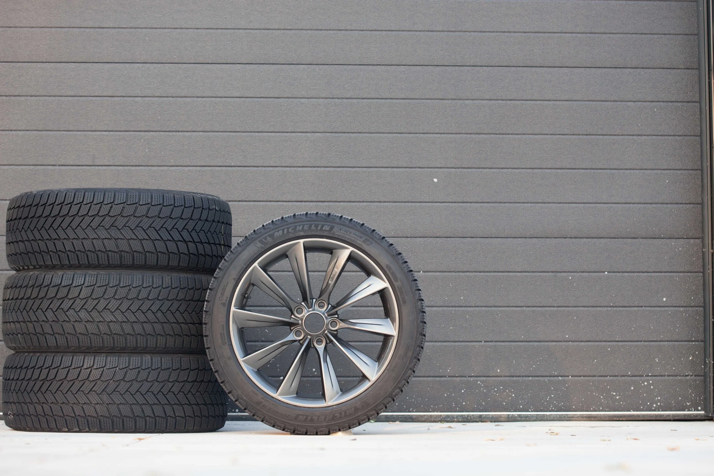 JBR Zero G Tesla Direct Fit 19x9.5 Rims(set of 4): — At Home Tires ...