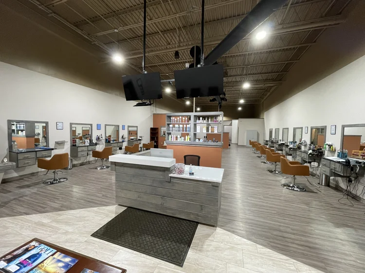 Hair Salon Syracuse NY, Facial Fairmount | ZIZZA’S Barber & Beauty Salon