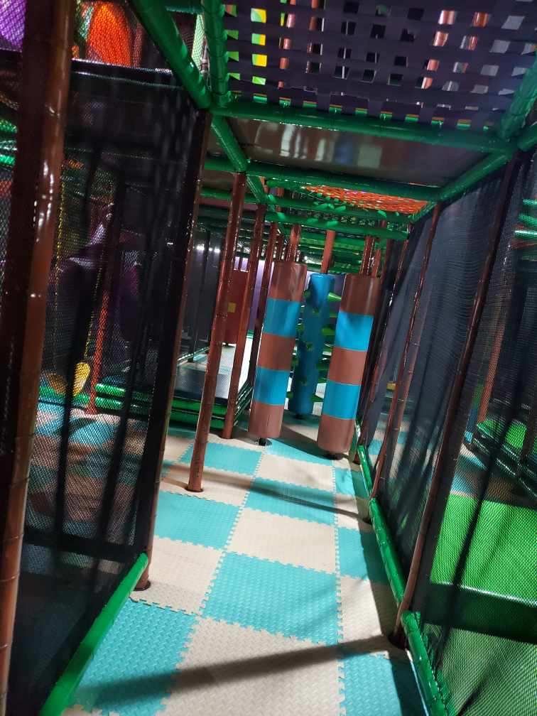 Happy's Family Fun Center