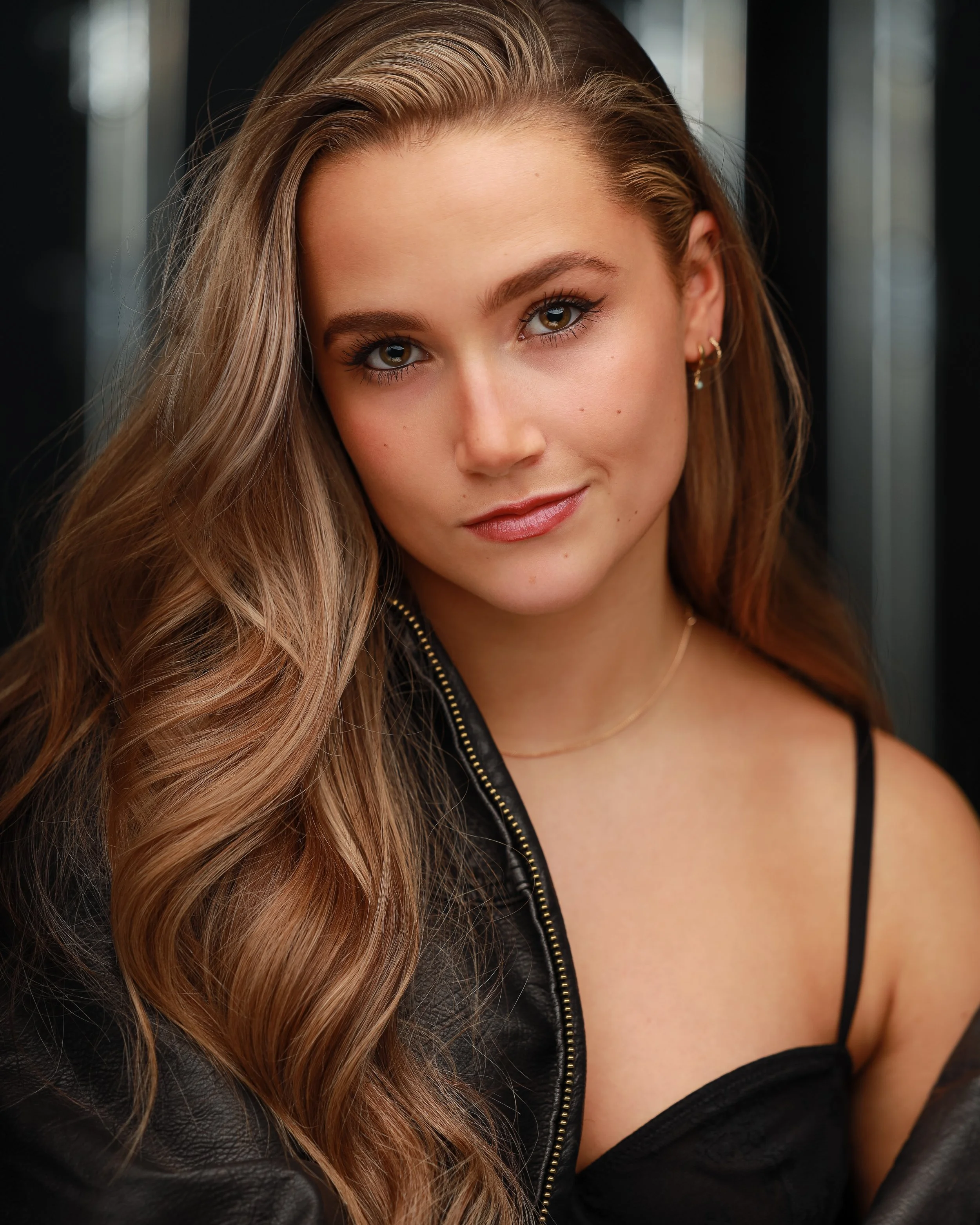 AMY MARSH — The Dark Horse Agency