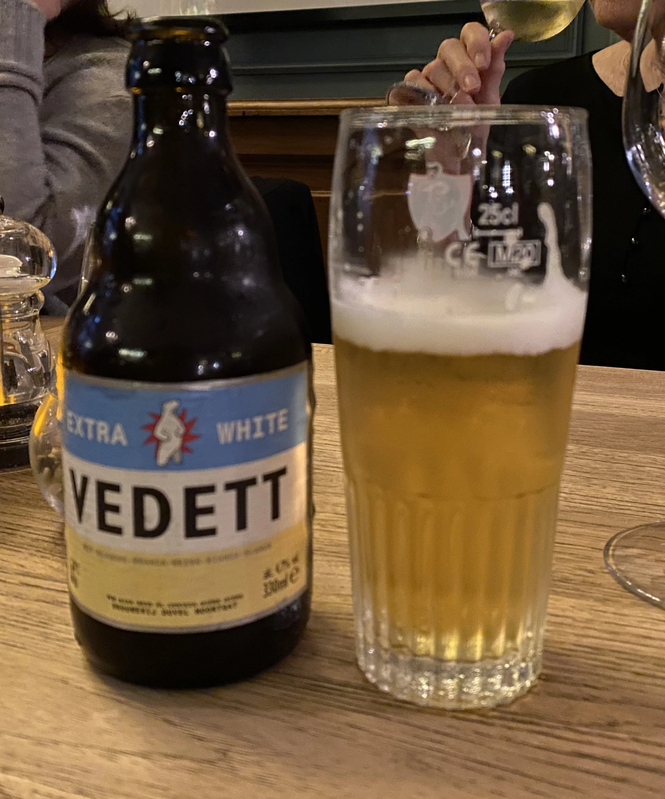 Vedett Extra Pilsner & Extra White — Quickie's Beer Blog