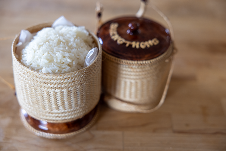 How To Make 16 Minute Sticky Rice In A Microwave - Saeng's Kitchen