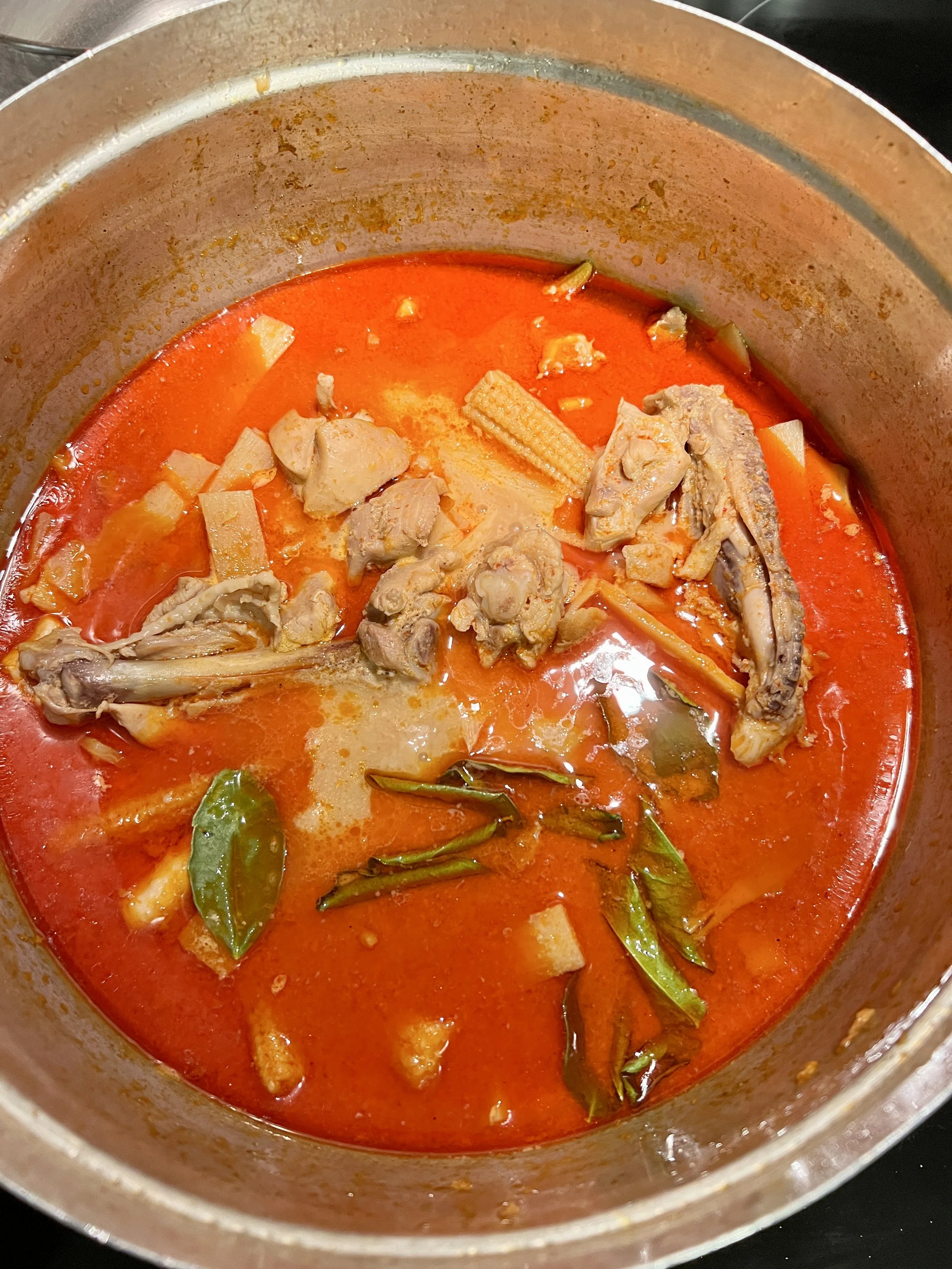 Lao Style Red Curry Recipe with Chicken: A Flavorful Gaeng Phet Delight ...