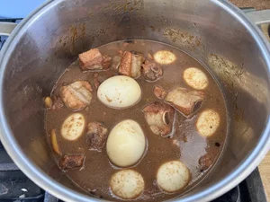 How to make the best authentic Thom Khem - Saeng's Kitchen