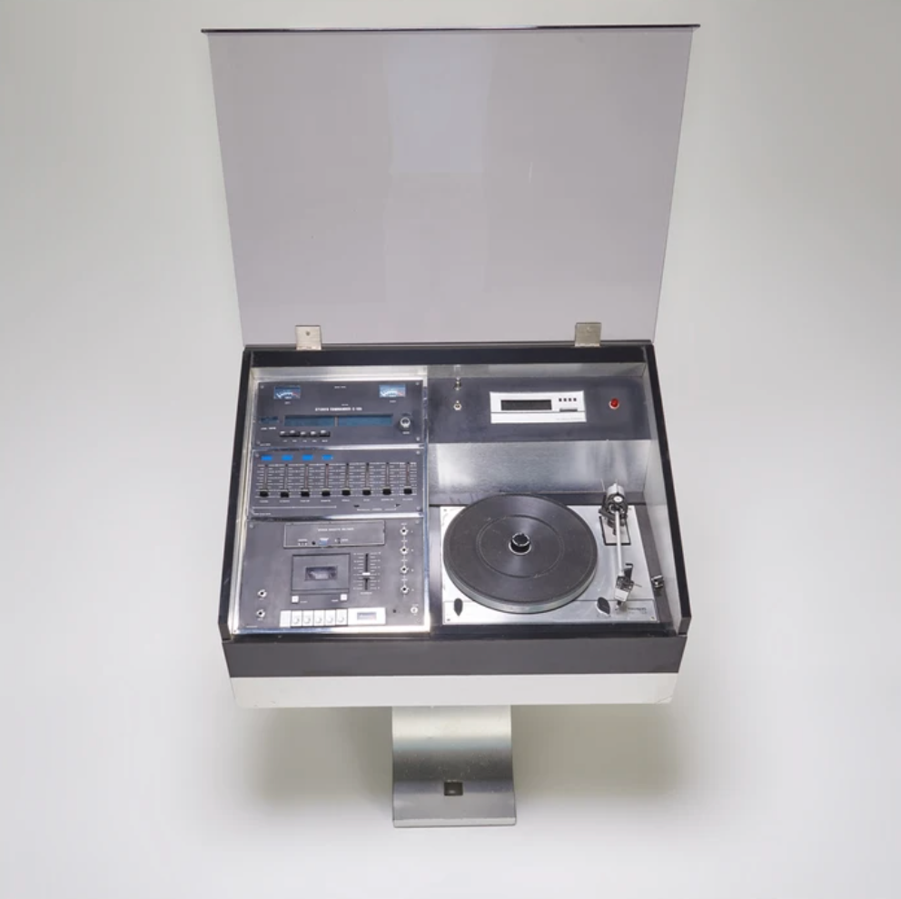Vintage Stereo Systems — THE MILLIE VINTAGE