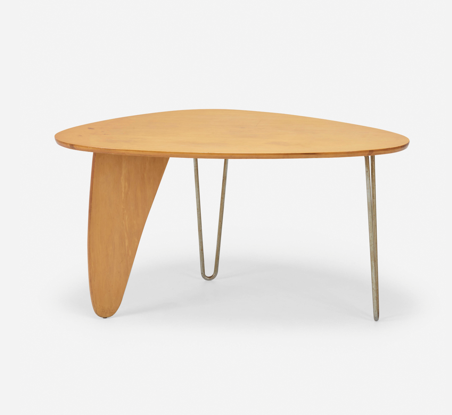 The Illuminating Life of Japanese-American Designer Isamu Noguchi — THE ...