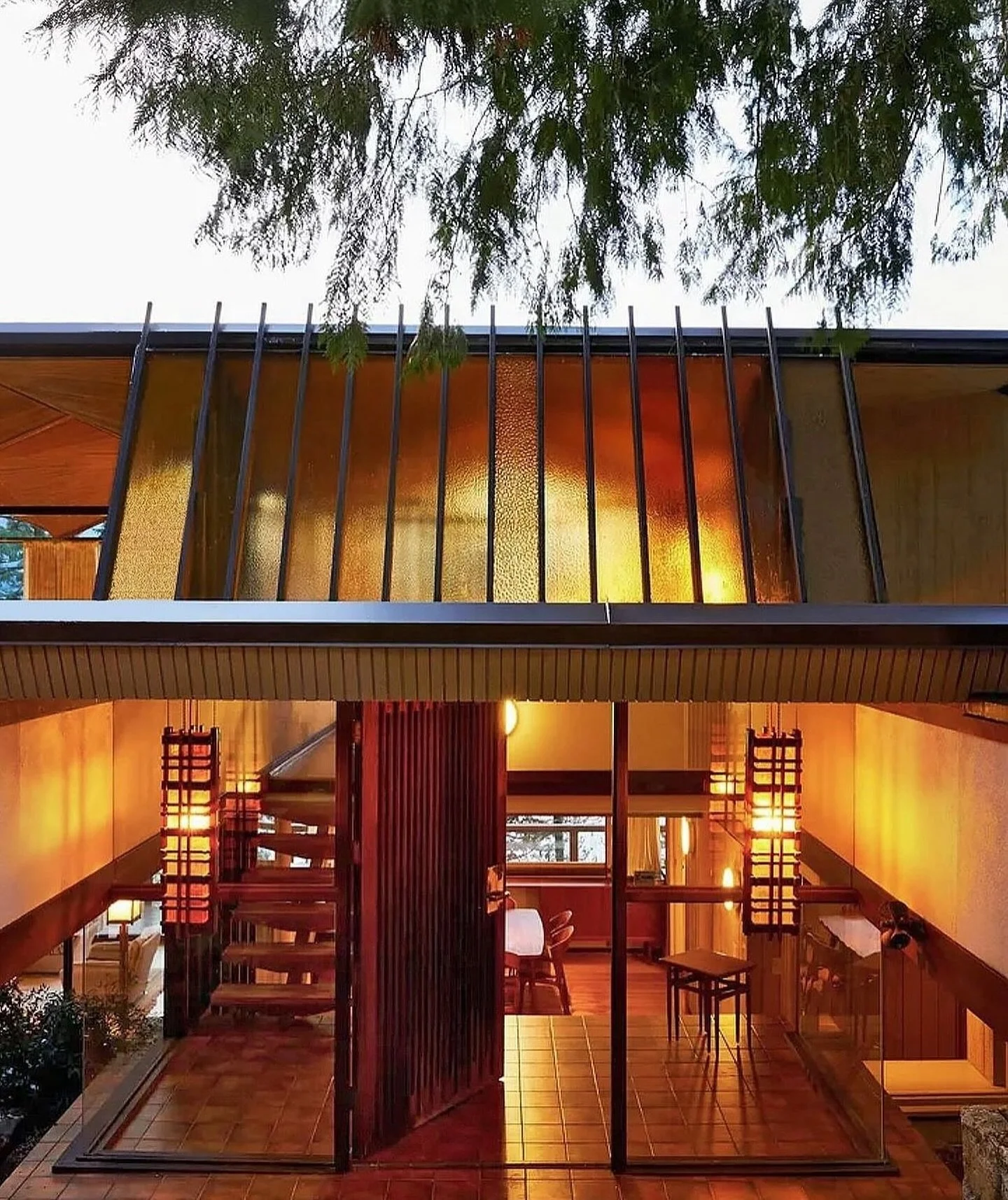 Glass Blocks, a Dead Trend or a Timeless Treasure? — THE MILLIE VINTAGE