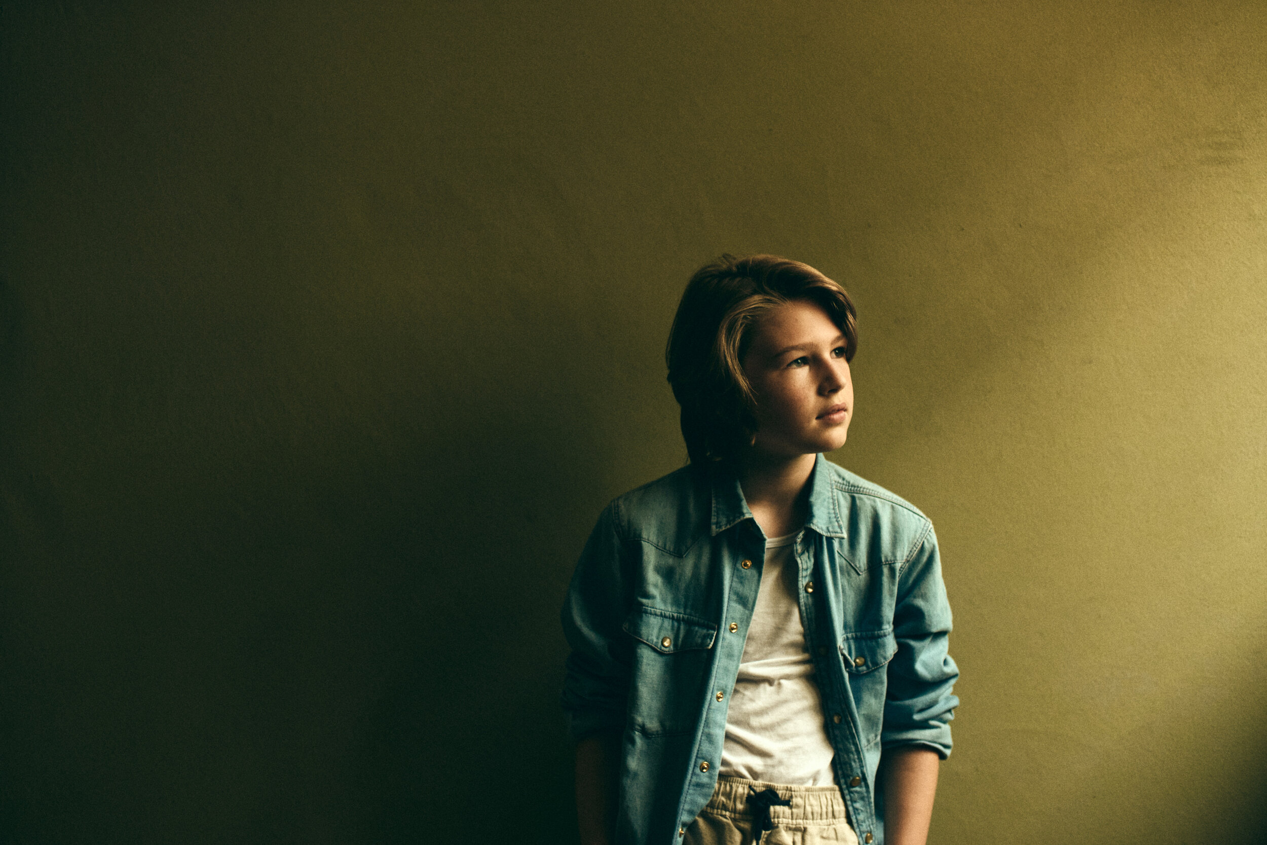 Contact Raphael Vicas — RAPHAEL VICAS