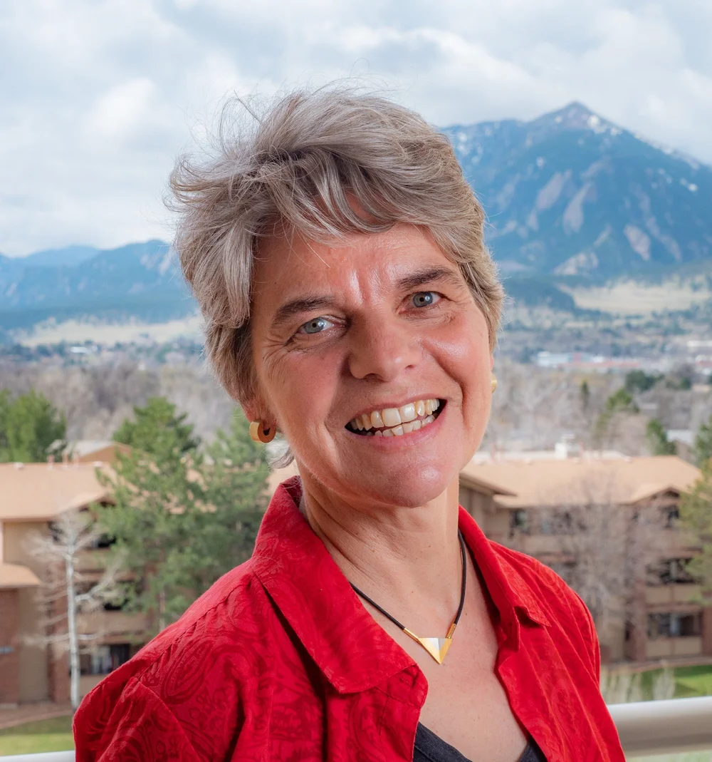 Karolin Luger — Lorne Genome