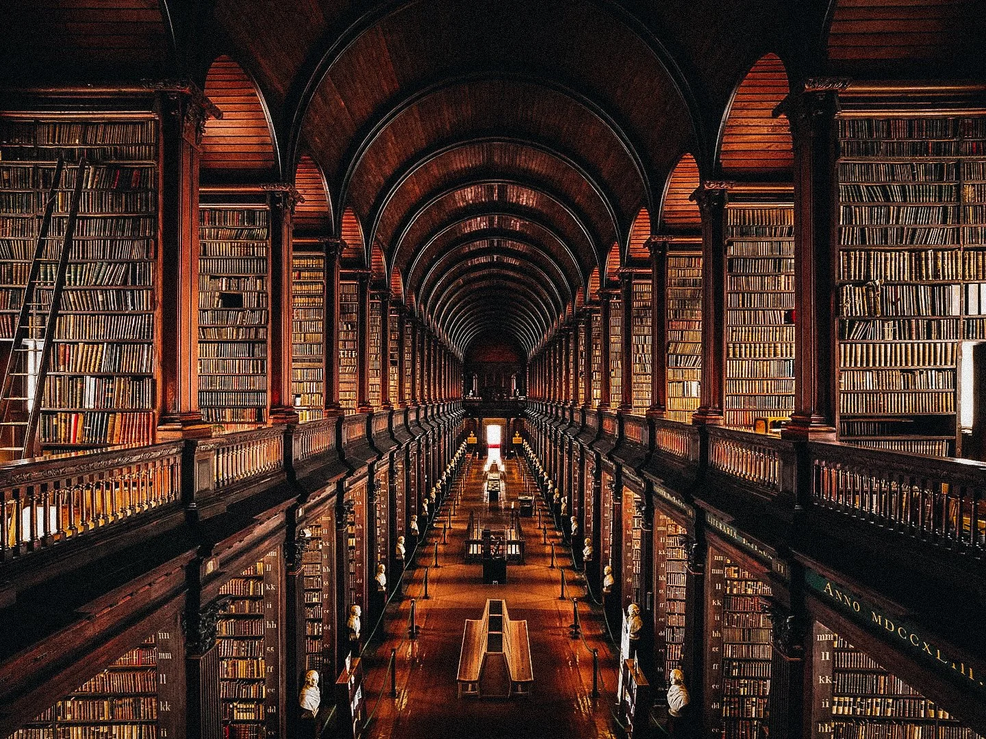 Discover Dublin: Explore History, Culture, and Vibrant City Life — INTO ...