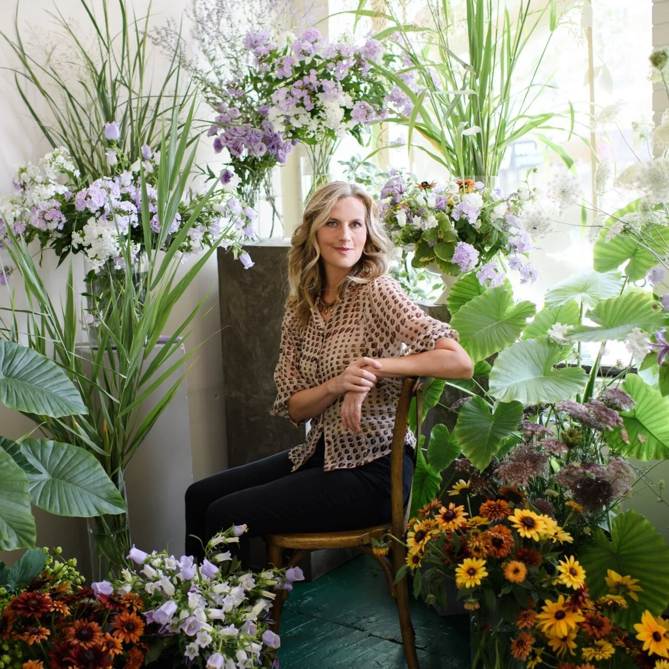 THE ARTISTS COLLECTIVE