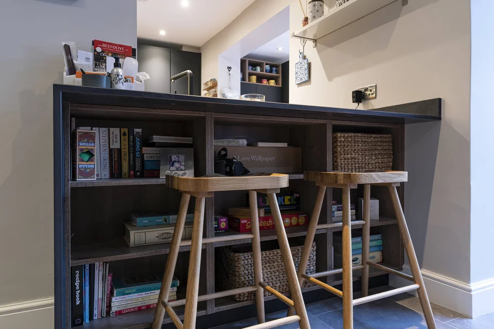 Black Handleless Kitchen In Aylesbury - Ridgeway Interiors