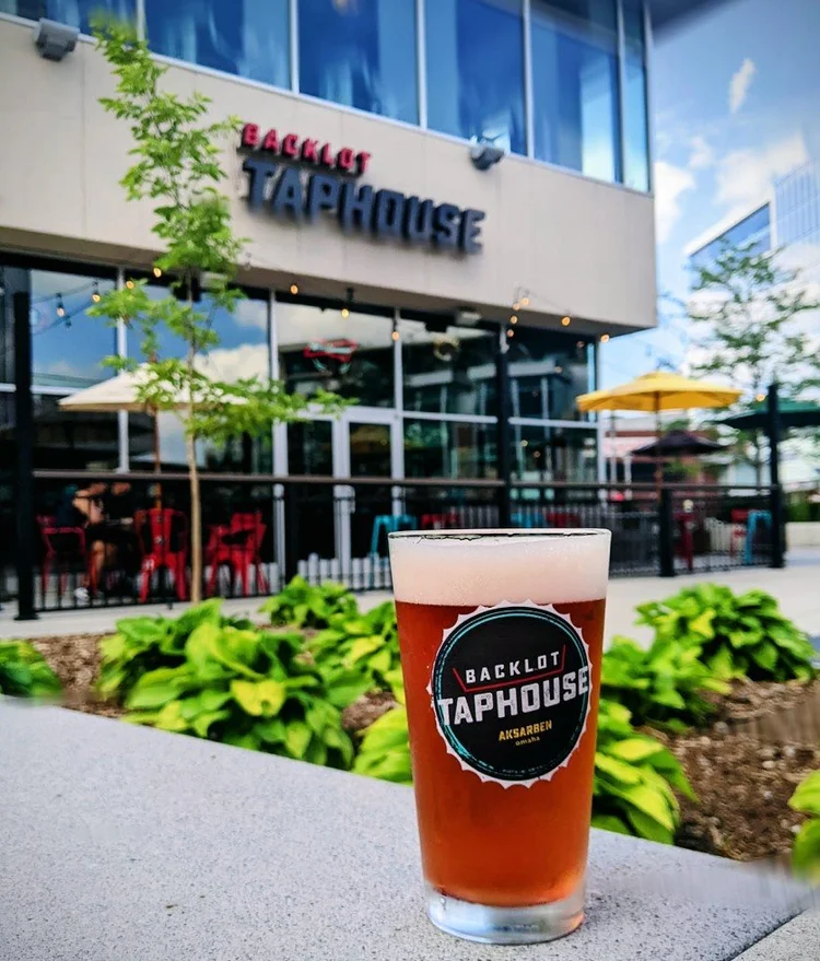 Backlot Taphouse — Aksarben Village