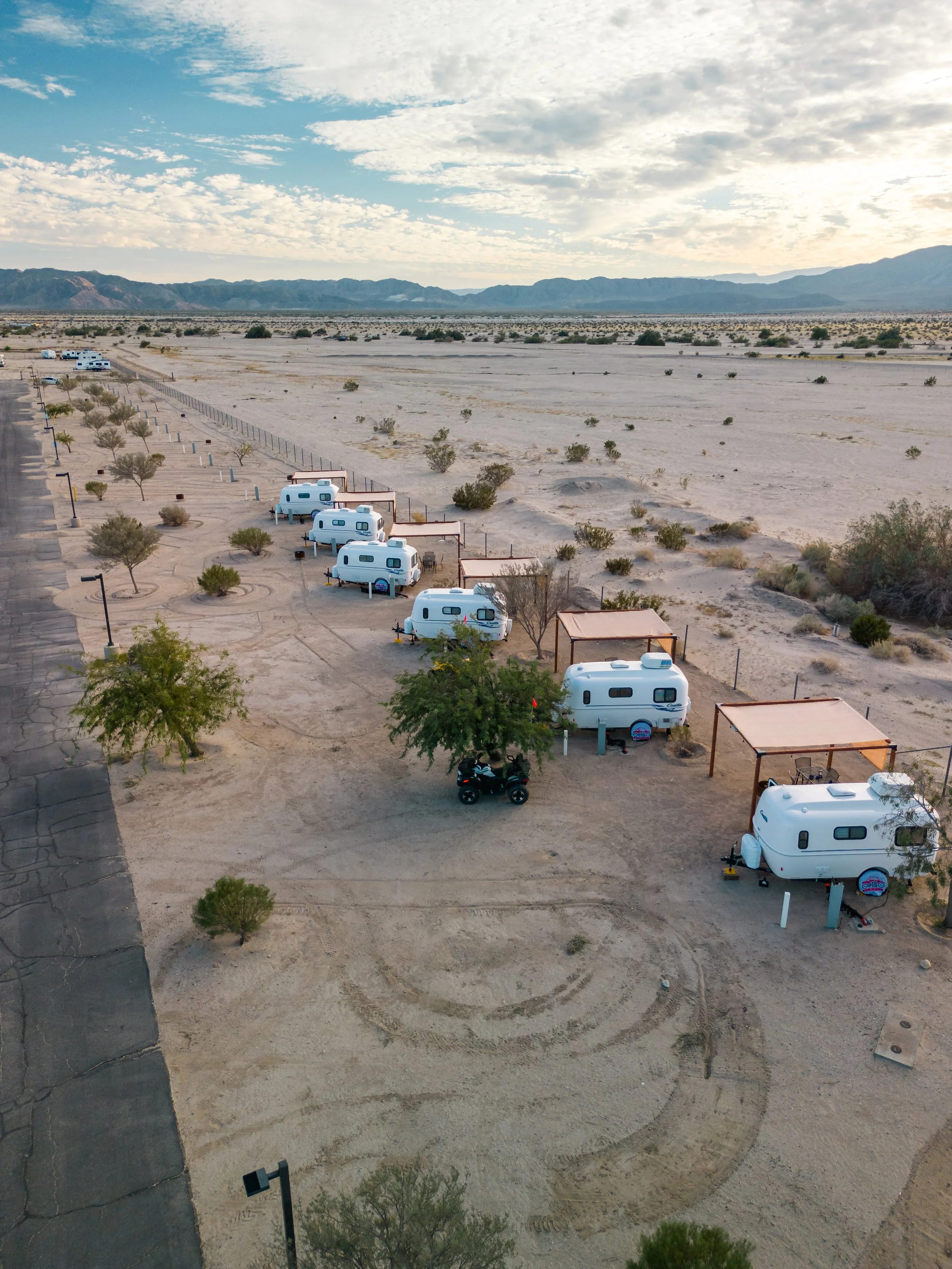 Trailer Exterior Gallery — Ocotillo RV Resort