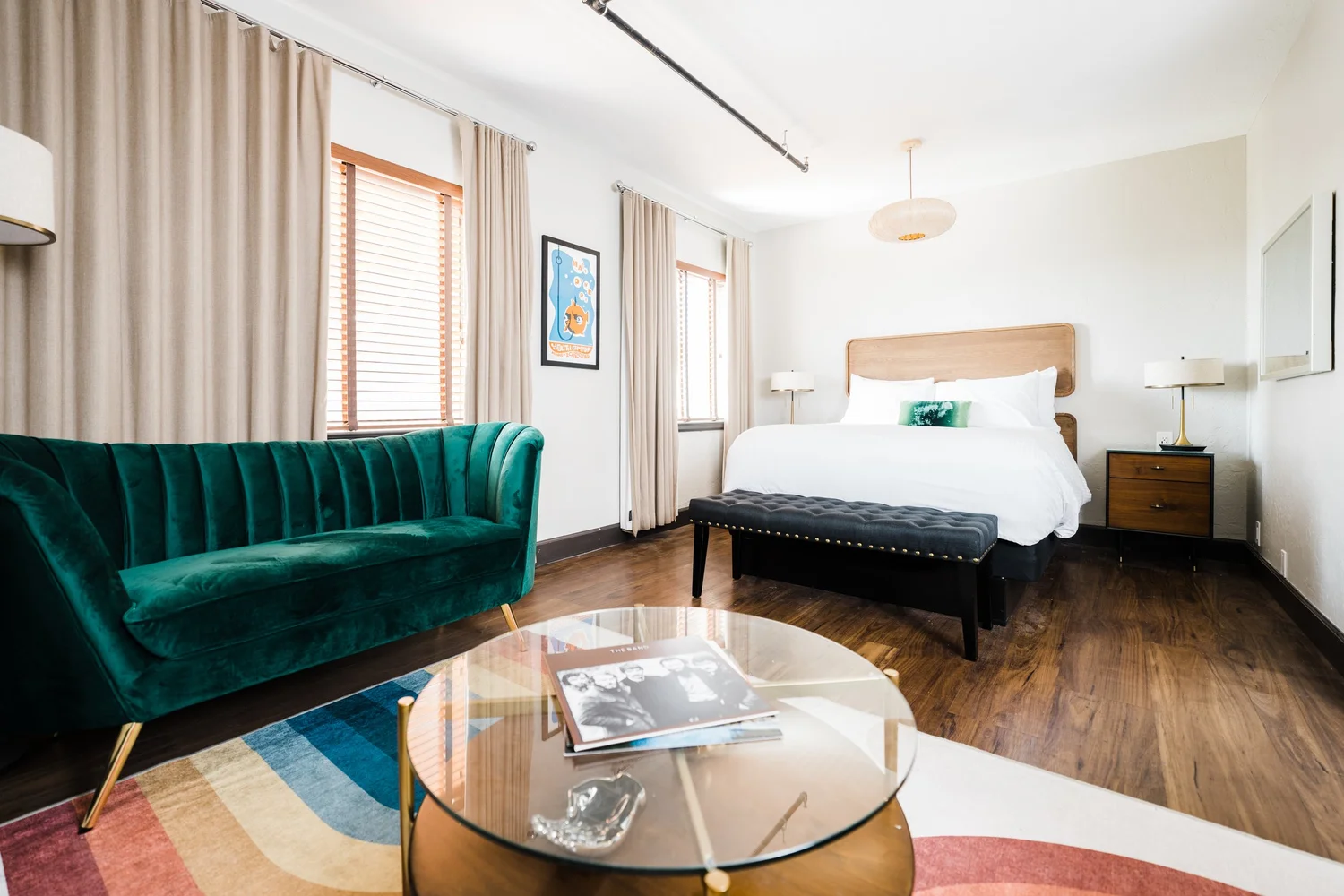 Queen & King Hotel Rooms in Downtown Seattle — Hotel Crocodile