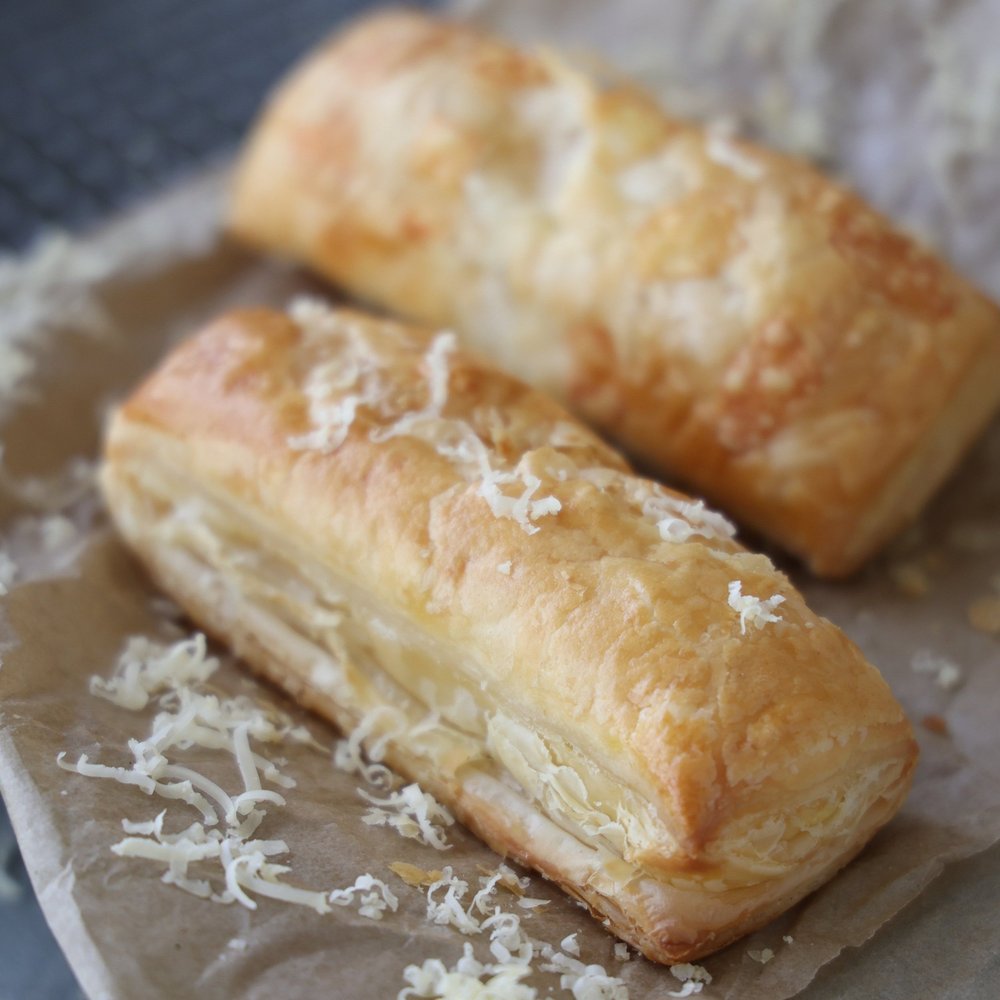 ALLUMETTES AU FROMAGE | French Cooking Academy