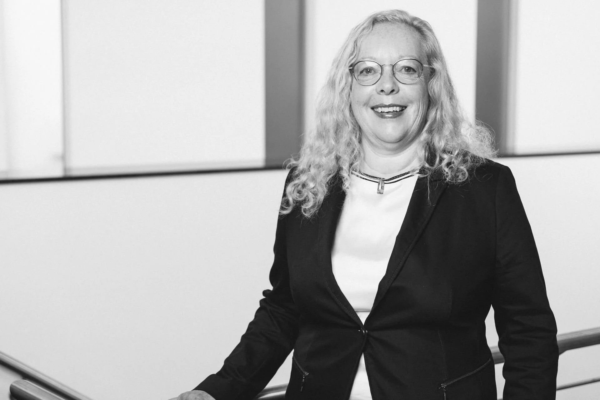 Michaela Weber | Rechtssicher handeln – Kontakt aufnehmen — neusselKPA
